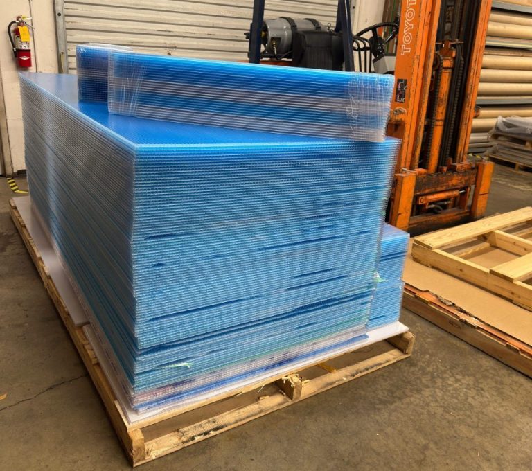 8mm Polycarbonate Twin-Wall Panels Cut to Size for Data Centers
