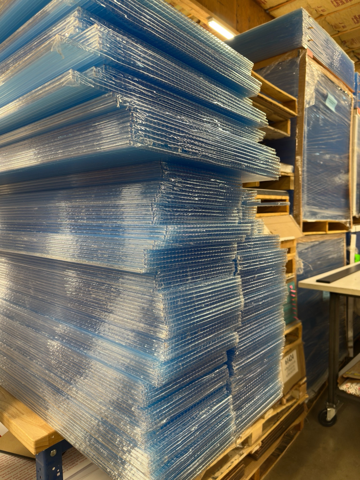 8mm Polycarbonate Twin-Wall Panels Cut to Size for Data Centers